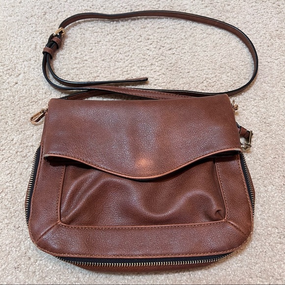 Moda Luxe | Bags | Moda Luxe Vegan Leather Crossbody Bag Purse | Poshmark